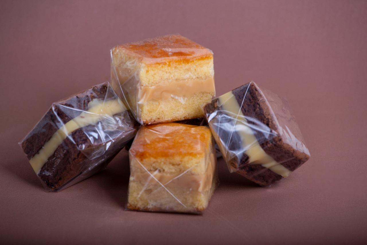 Quadradinho de Brownie (Doce de leite) | Confeitaria do Ed | Loji
